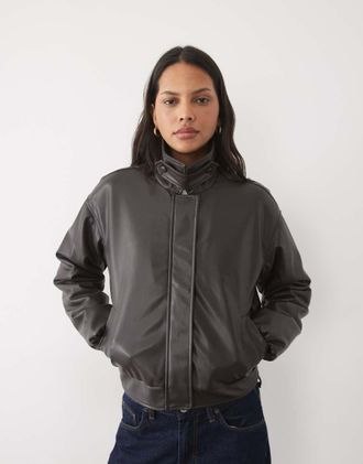 Threadbare Jacke aus Kunstleder mit Stehkragen in Braun