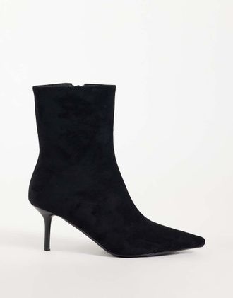 Simmi London Simmi London Ember spitze Ankle-Boots in Schwarz aus Velourslederimitat