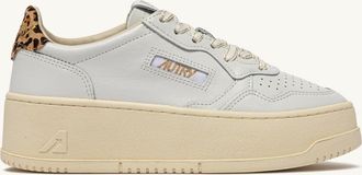 Autry BASKETS MEDALIST PLATFORM EN CUIR BLANC ET LEOPARD