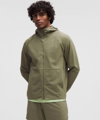 lululemon Pace Breaker Jacke f&uuml;r M&auml;nner - Gr&ouml;&szlig;e XS in Bay Leaf