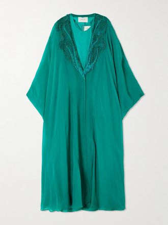 Shatha Essa Robe Und Cape Aus Satin Und Chiffon Aus Einer Seidenmischung Mit Verzierungen Und Stickereien - Gr&uuml;n