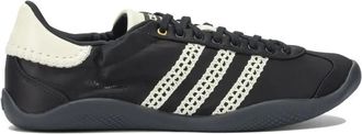 adidas Originals Low-Top Sneaker - Wales Bonner Karintha Lo Satin Sneakers - Gr. 10_5 - in Schwarz - f&uuml;r Damen
