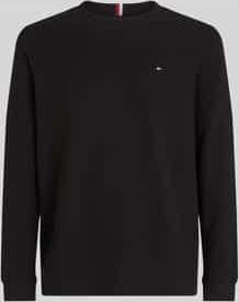 Tommy Hilfiger Regular Fit Langarmshirt mit dezentem Logo-Detail