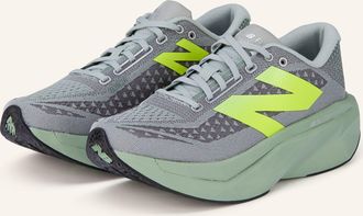 New Balance Laufschuhe Fuelcell Supercomp Trainer v3 grau
