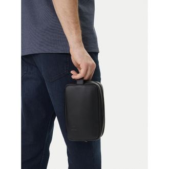 Calvin Klein Umh&auml;ngetasche Calvin Klein Bold Ck Dopp Kit LV04D1140G Schwarz