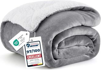 Bedsure Plaid Canape Couverture Polaire - Jete de Canape Gris 130x150, Plaid Canap&eacute; Sherpa 1 Personne Doux et Chaude