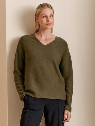 Fadenmeister Berlin V-Pullover Fadenmeister Berlin gr&uuml;n