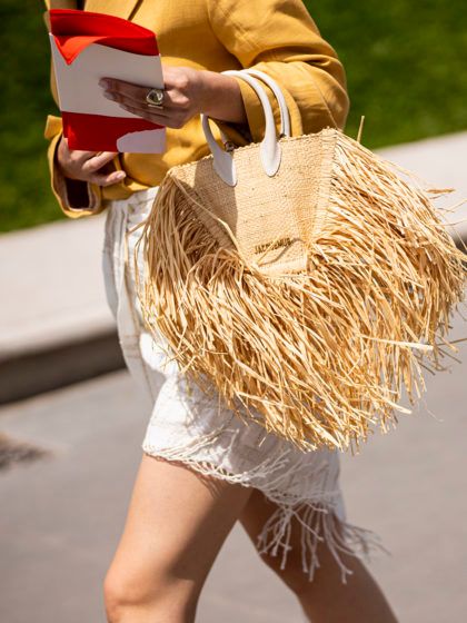 Les accessoires en paille les plus canons de l’été