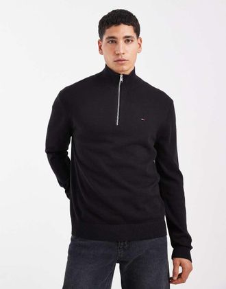 Tommy Jeans Essentials - Pullover in Schwarz mit kurzem Rei&szlig;verschluss