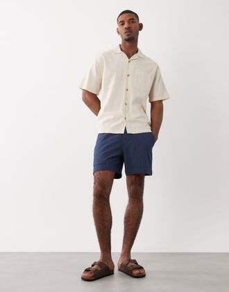 Abercrombie & Fitch Shorts in Dunkelblau gestreift mit elastischem Bund, 6 Zoll Schrittl&auml;nge