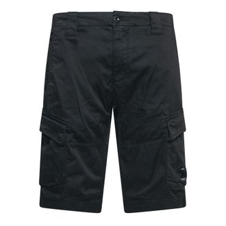 C.P. Company Herren C.P. Company Sateen Stretch Cargo Shorts in Schwarz
