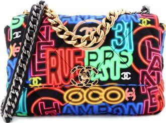 Chanel 19 Flap Bag Quilted Graffiti Print Fabric Medium crossbody bag - Mehrfarbig