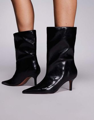 Asos Candi - Weite Stiefel zum Hineinschl&uuml;pfen in Schwarz