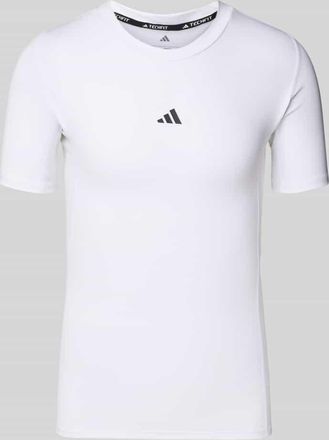 adidas Slim Fit T-Shirt mit Logo-Print
