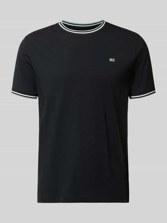 Christian Berg T-Shirt mit Kontraststreifen und Rundhalsausschnitt