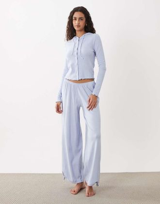 Cotton On Lounge-Strickjacke mit Kapuze und Hose aus Pointelle in Violettblau