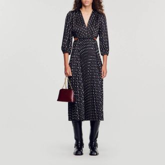 Sandro Langes plissiertes Kleid mit Print