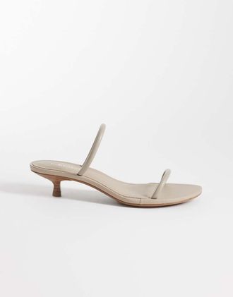 Calvin Klein Jeans - Sandales en cuir &agrave; deux brides - Cr&egrave;me-Blanc