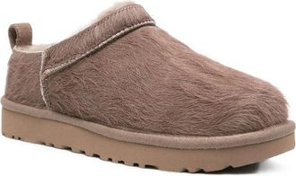 UGG Classic Slipper - Brown
