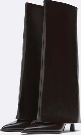 Stradivarius Kniehohe Stiefel in Braun mit Umschlag-Brown