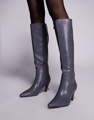 Simmi London Simmi - Lapis - Kniehohe Absatz-Stiefel aus PU in Grau