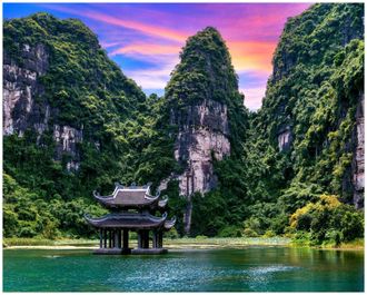 Wallario Poster - Pavillon zwischen Felsen in Premiumqualit&auml;t, Gr&ouml;&szlig;e: 40 x 50 cm