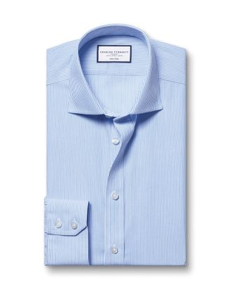 CHARLES TYRWHITT B&uuml;gelfreies Hemd mit Stretch und Bengal-Streifen - Himmelblau Knopfmanschette