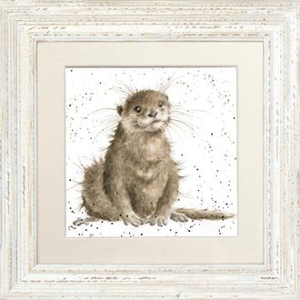 Wrendale Designs River Gent Otter Gerahmtes Bild, Used-Look, Weiß