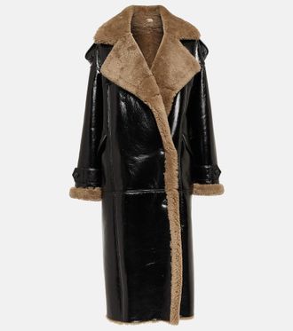 The Mannei Mantel Jordan aus Leder mit Shearling
