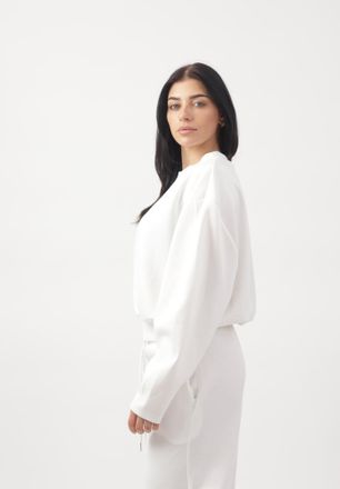 Elara Sweatshirt