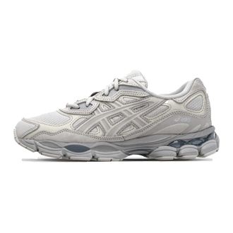 Asics Homme, Chaussures, Gris, Taille: 39 1/2 EU Cream Grey Street Baskets Hybrid Design