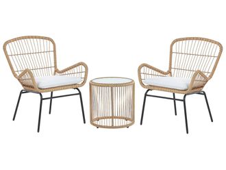 Beliani Gem&uuml;tliches Balkonset Rattan/Stahl 2 St&uuml;hle 1 Tisch hellgraue Auflagen Labico