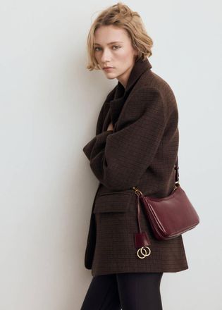 Mango Sac &agrave; bandouli&egrave;re breloque anneaux bordeaux - Femme - Taille unique - MANGO