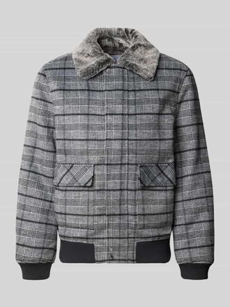 Christian Berg Jacke mit Umlegekragen aus Kunstfell und Pattentaschen
