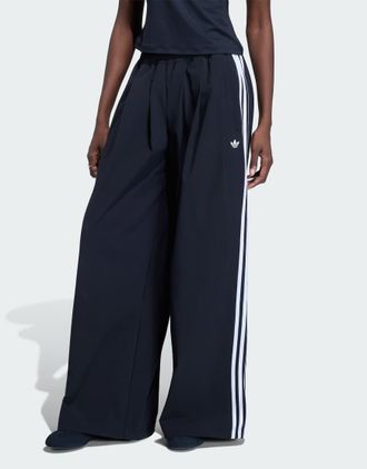 adidas Originals Adilenium 5.0 OG Adilenium - Pantalon de surv&ecirc;tement &agrave; pinces - Noir