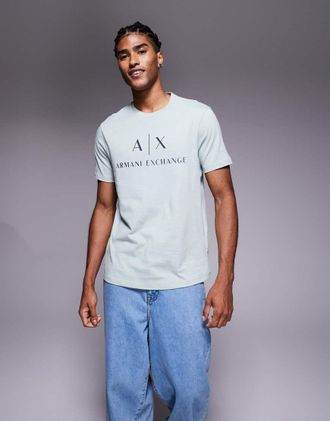 A|X Armani Exchange T-Shirt in Salbeigrün mit mittigem Logo