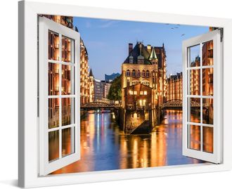 Picanova Premium Leinwanddruck - Leinwandbild Hamburg Speicherstadt Panorama im Fenster 60x40cm - Kunstdruck Auf 2cm Holz-Keilrahmen Für Schlaf- Und Wohnzimmer