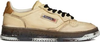 Autry Super Vintage Sneakers - Nude