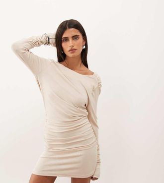 SNDYS drapiertes Minikleid mit Wasserfallausschnitt am R&uuml;cken und geraffter Taille in Cremewei&szlig;