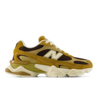 New Balance Unisex 9060R in Braun, Wildleder/Mesh, Gr&ouml;&szlig;e 37.5