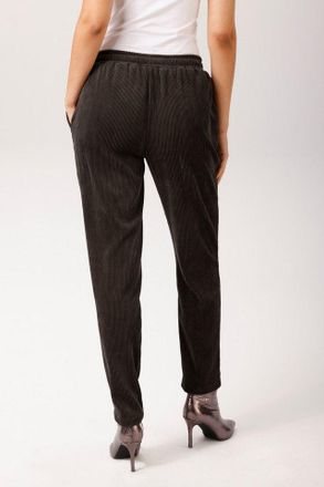 Aniston Schlupfhose aus trendigem, elastischen Cord