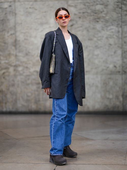 Chloe Ambre Maurin trägt eine Raw Denim in Paris