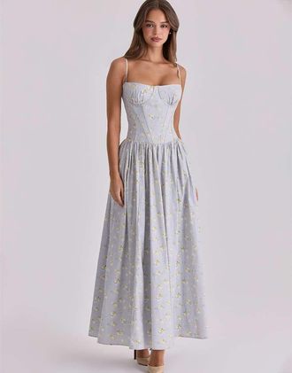 House of CB Rona - Robe longue lac&eacute;e en coton &agrave; imprim&eacute; fleurs sauvages - Bleu