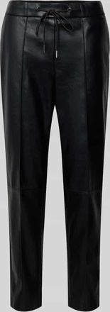 s.Oliver Black Label Straight Leg Hose in Lederoptik mit fixierten B&uuml;gelfalten