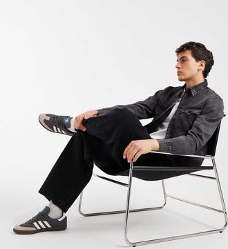 Levi's Chemise en jean d&eacute;contract&eacute;e style western - Noir d&eacute;lav&eacute;