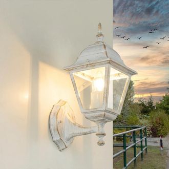 Licht-Erlebnisse Rustikale Wandlampe au&szlig;en H: 34,5 cm Glas Aluminium IP44 in Wei&szlig; Gold E27 Au&szlig;enleuchte Hof Garten Au&szlig;enlampe Eingang Wandlaterne