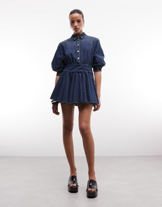 AllSaints Arlo - Robe courte boutonn&eacute;e en jean &agrave; manches ballon - Indigo moyen-Bleu