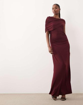 Vero Moda Jersey-Maxikleid in Lila mit Cape-Detail