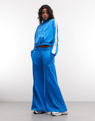 Nike Street - Pantalon de surv&ecirc;tement ample - Bleu et blanc