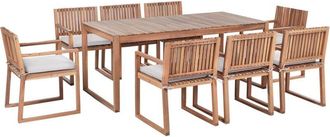 Beliani Salle &agrave; Manger de Jardin 8 Places Rustique en Bois dAcacia Certifi&eacute; Marron Clair avec Chaises et Coussins Gris Clair Sassari ii